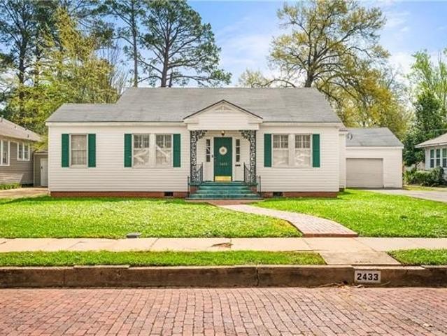 2433 Marye St, Alexandria, LA 71301
