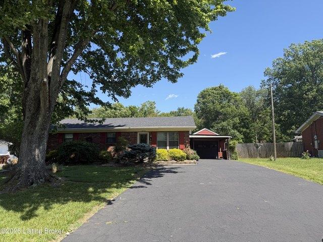 2433 Armstrong Ln, Mount Washington, KY 40047