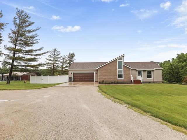2433 E 2850th Rd, Marseilles, IL 61341