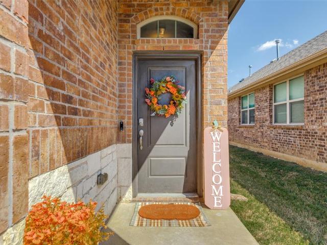 2433 Larimar Drive