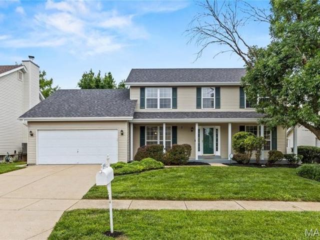 2433 Lavin Ct, Florissant, MO 63033