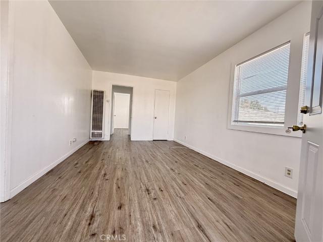 2433 W Beverly 1/2
