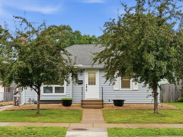 243 13th Ave N, South Saint Paul, MN 55075