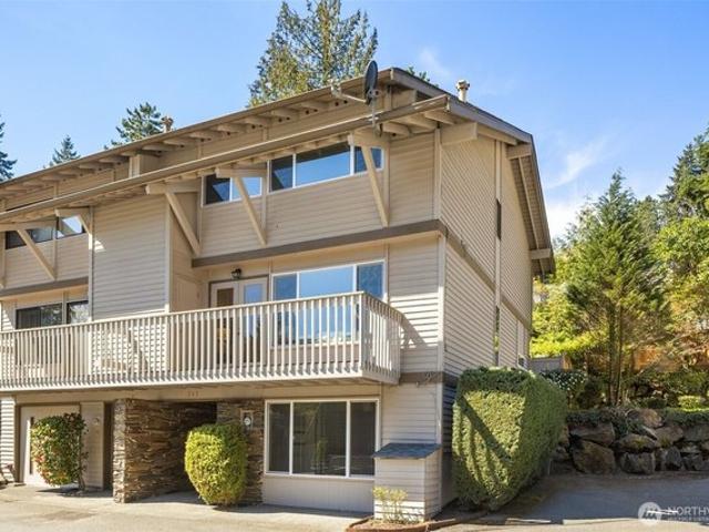 243 169th Ave NE, Bellevue, WA 98008