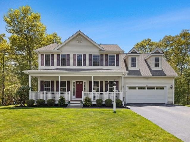243 Cottrell Rd, Tiverton, RI 02878
