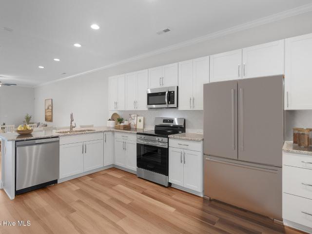 243 Cline Way # Unit 111, 1809 Live Oak