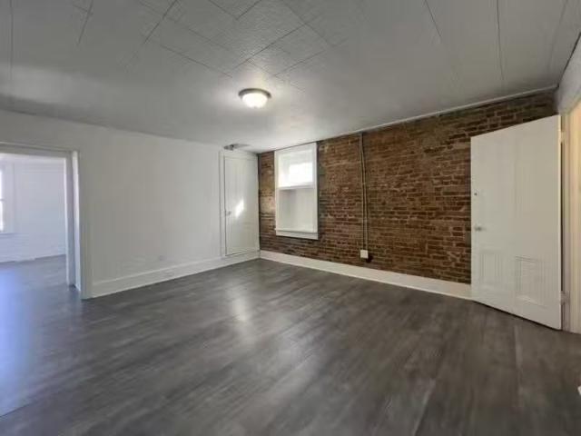 243 Cumberland St 2F 243 Cumberland St