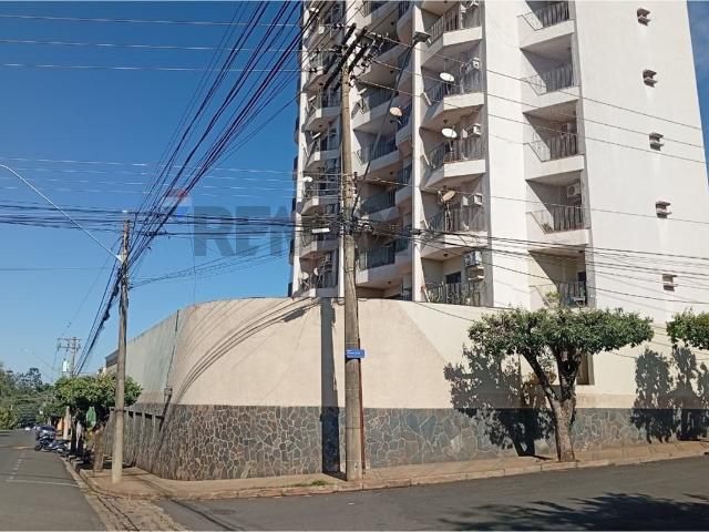243 Área Útil Apartamento Alugar, 3 Dormitórios localizado em Garcia, Lins, São Paulo, 16400405 | Brasil