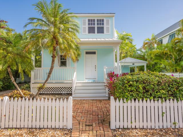 243 Golf Club Dr, Key West, FL 33040 | MLS #612222 | Compass