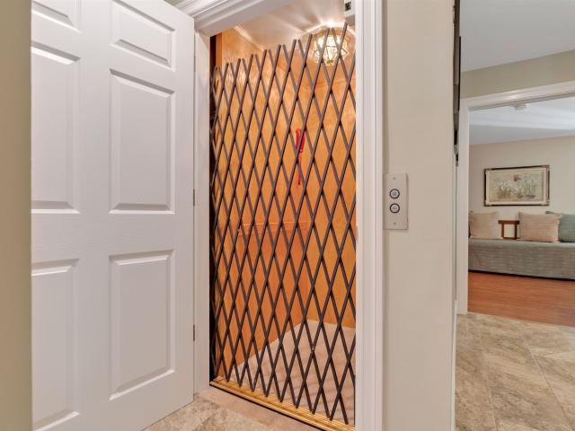 243 Drakeside Road # 4