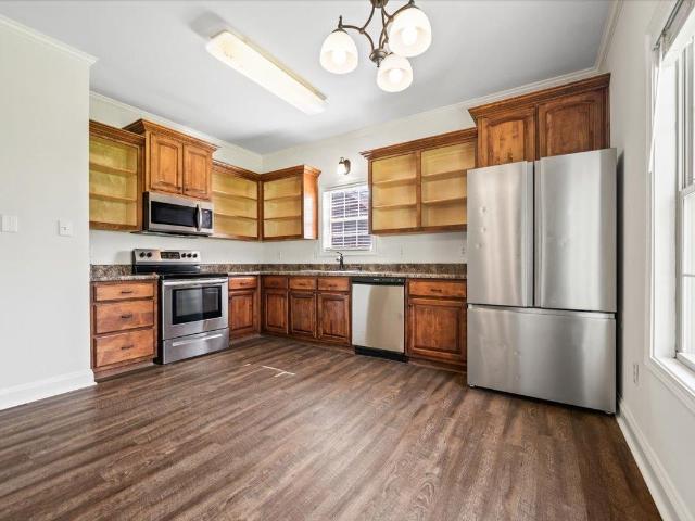 243 hackberry cv