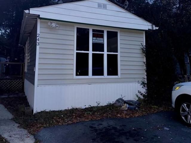 243 Jaguar Dr, Lothian, MD 20711
