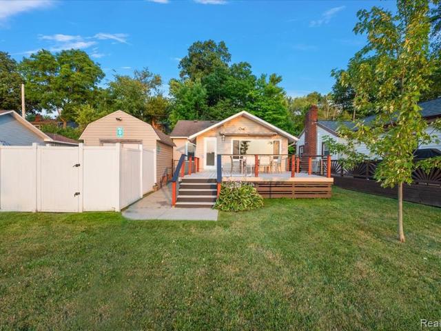 243 Oglethorpe Drive