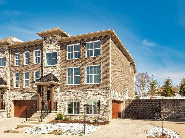 243 Lucca Ln, Pittsburgh, PA 15241