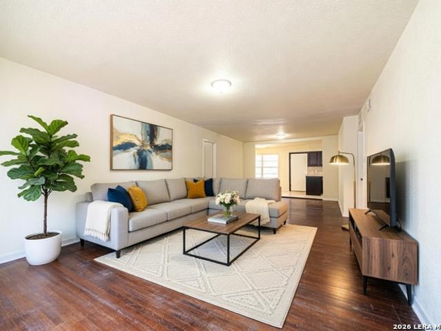 243 Maplewood Ln