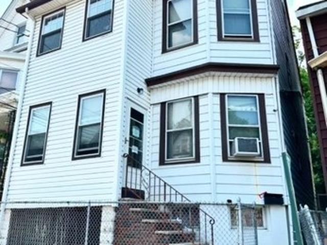 243 N 4th St, Paterson, NJ 07522