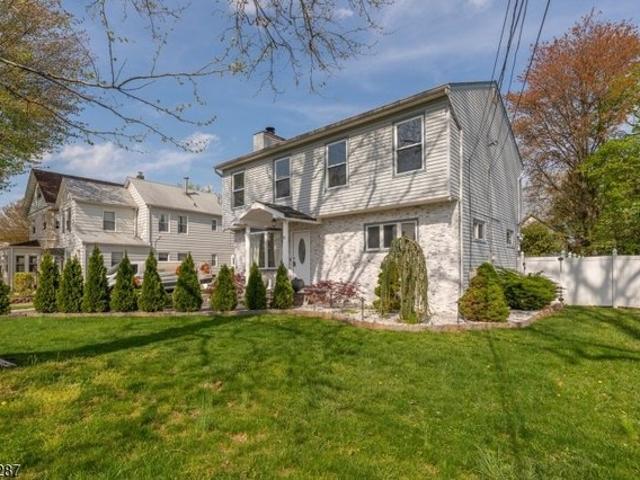 243 N 12th St, Kenilworth, NJ 07033