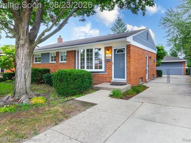 243 S Wildwood St, Westland, MI 48186