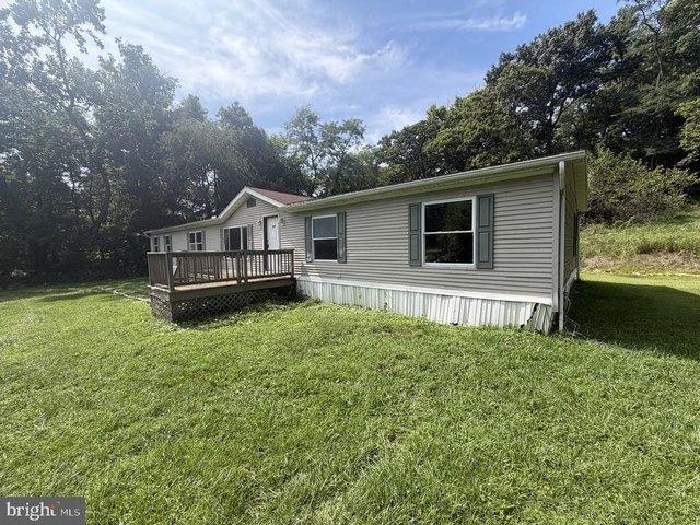 243 S York Rd, Dillsburg, PA 17019