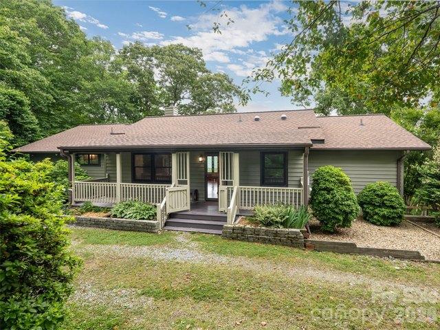 243 Pioneer Ridge Rd, Canton, NC 28716
