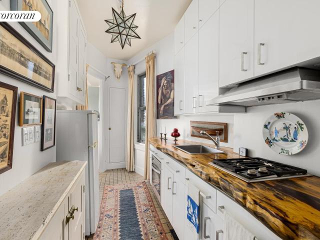 243 riverside drive 1005