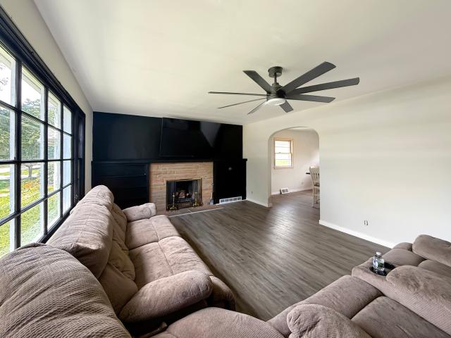 243 W Patton Street