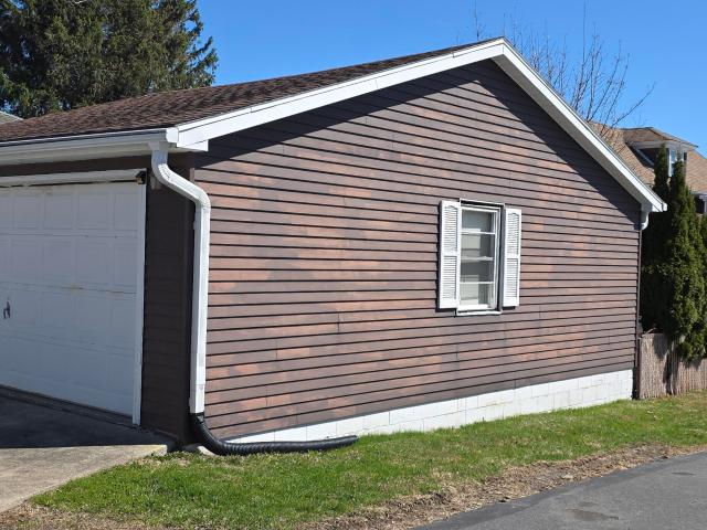 243 W Sherman Street