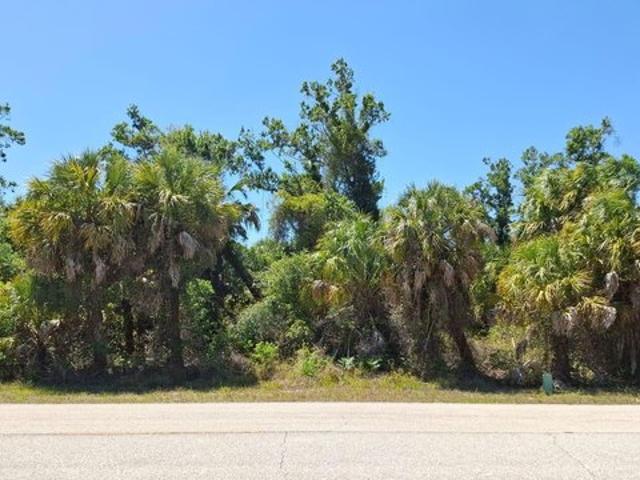 243 Warrington Blvd, Port Charlotte, FL 33954