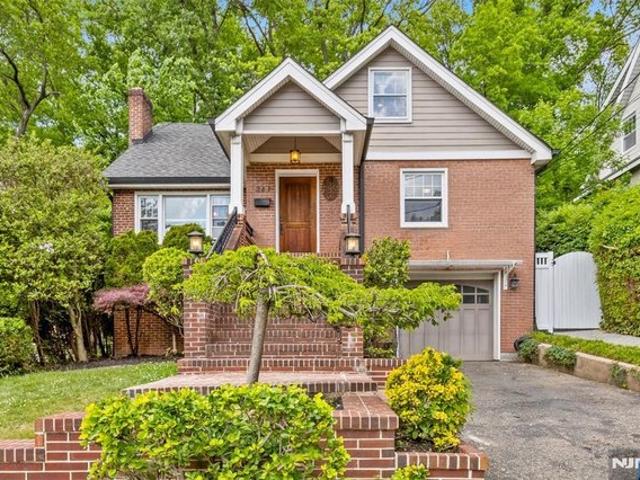 243 Van Nostrand Ave, Englewood, NJ 07631