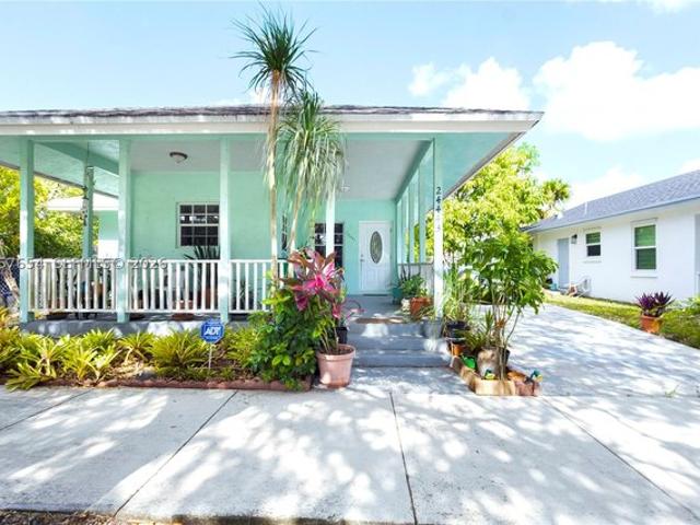 24443 SW 129th Pl, Homestead, FL 33032