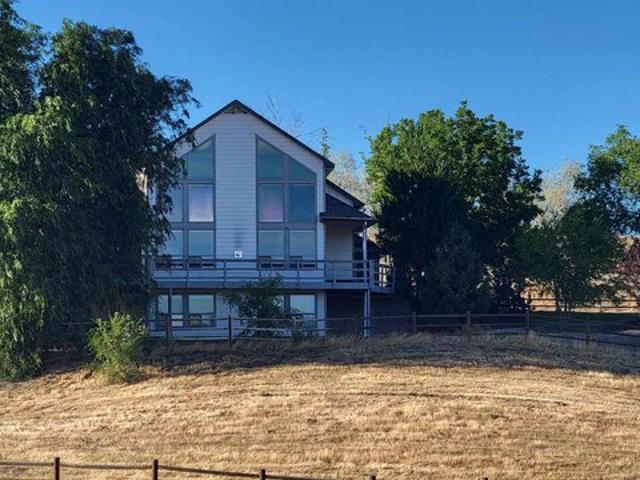24440 Sparrow Ln, Middleton, ID 83644