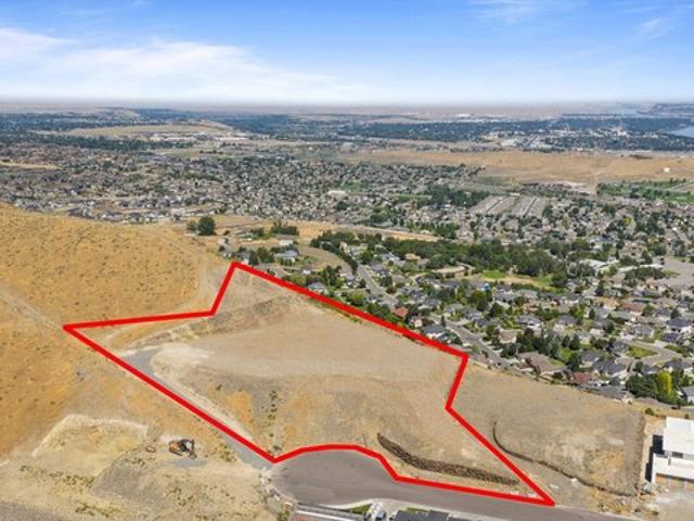 2444 Falconcrest Loop, Richland, WA 99352