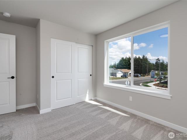 2444 Ridgeway Dr, Oak Harbor, WA 98277 | MLS #2490