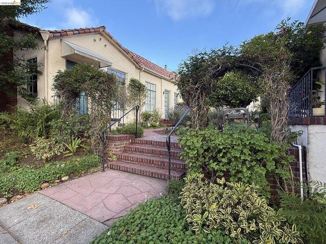 2444 Virginia St Apt B, Berkeley, CA 94709