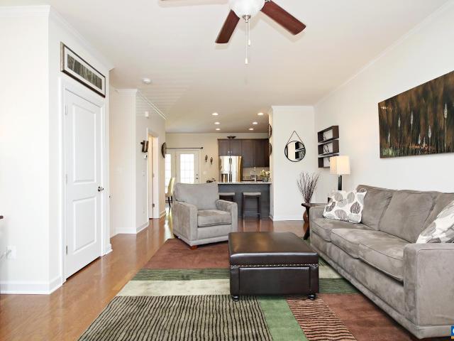 2444 winthrop dr
