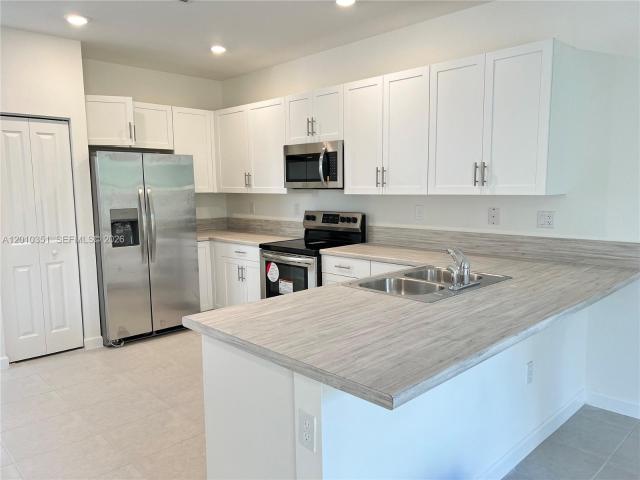 24450 SW 119th Pl, Unit 24450, Homestead, FL 33032 | MLS #A12010 | Compass