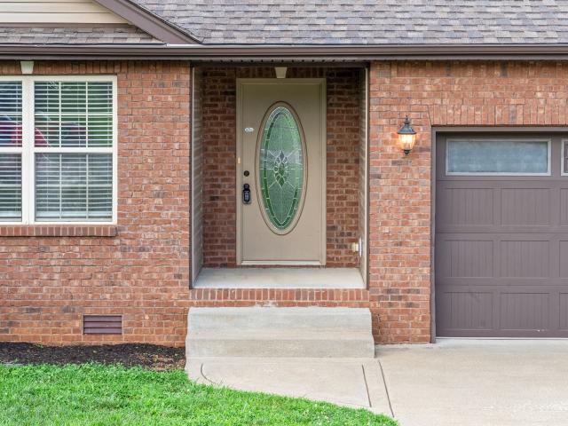 2445 Andersonville Dr