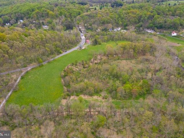 2445 Charlestown Rd, Malvern, PA 19355