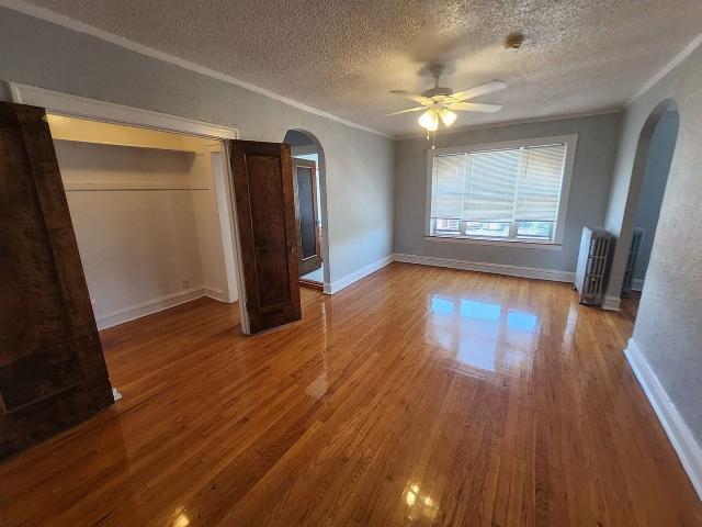2445 E 72nd Studio Apartment for Rent at 2445 E 72nd St, Chicago, IL 60649 South Shore
