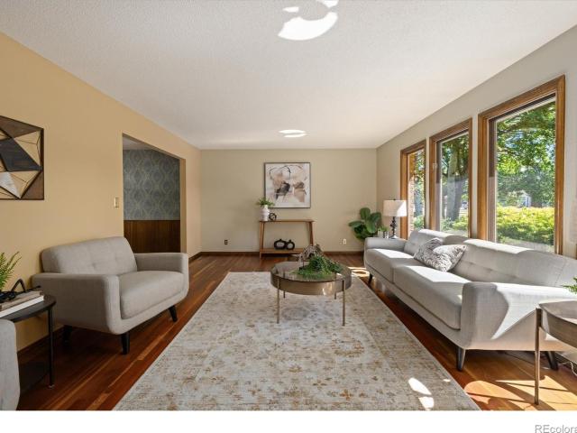 2445 Indian Hills Drive