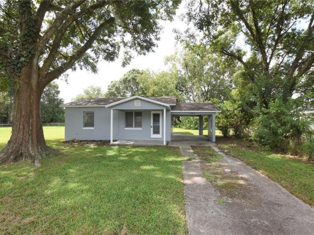 2445 Lakeview St, 2 beds, 1 full bath