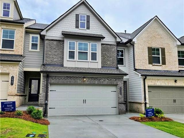 2445 Livi Lane
