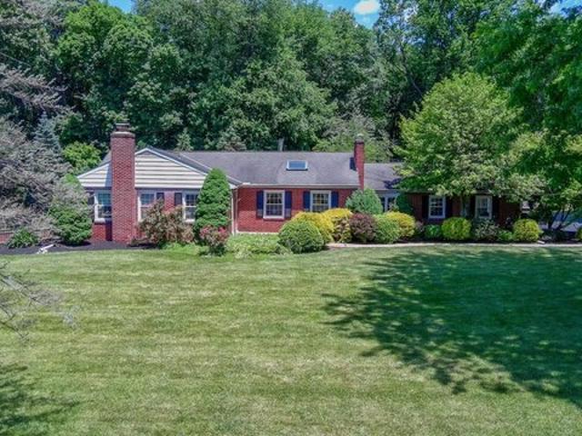 2445 Strasburg Rd, Coatesville, PA 19320