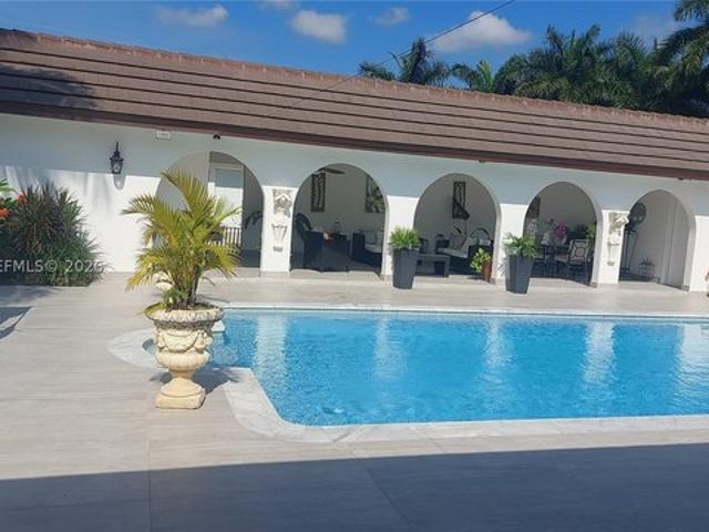 24460 SW 194th Ave, Homestead, FL 33031
