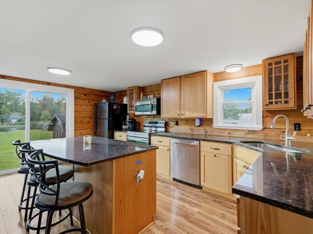 24467 Willow