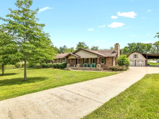 2446 Hwy 31 E