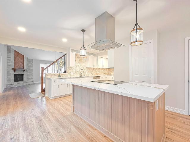 2446 Long Reach Drive