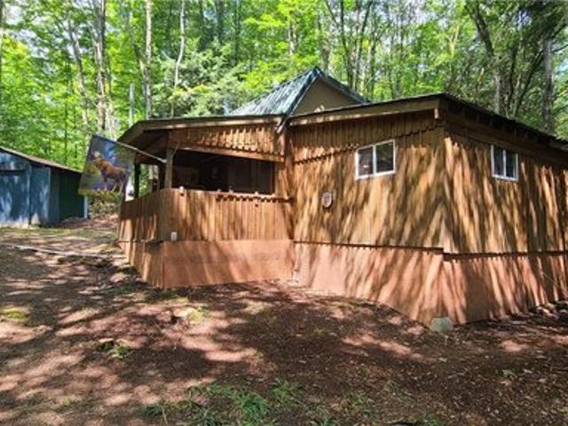 2446 Red Fox Rd, Portville, NY 14770