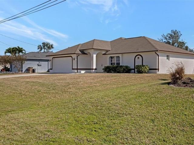 2446 SW Embers Ter, Cape Coral, FL 33991