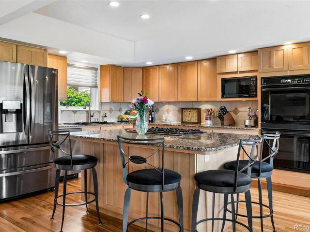 2446 S Vaughn Way # E
